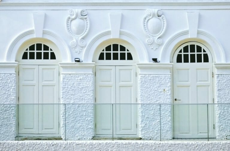 Keystone Motif - Some great examples of this classic design pattern