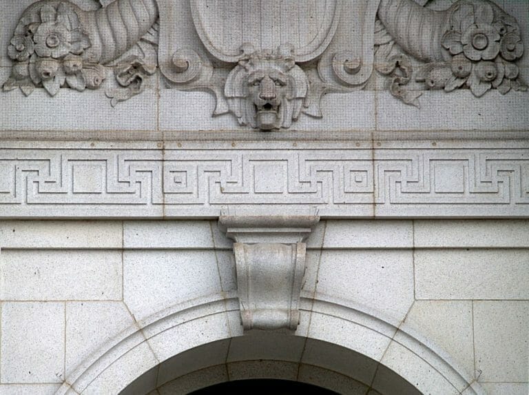 Keystone Motif - Some great examples of this classic design pattern
