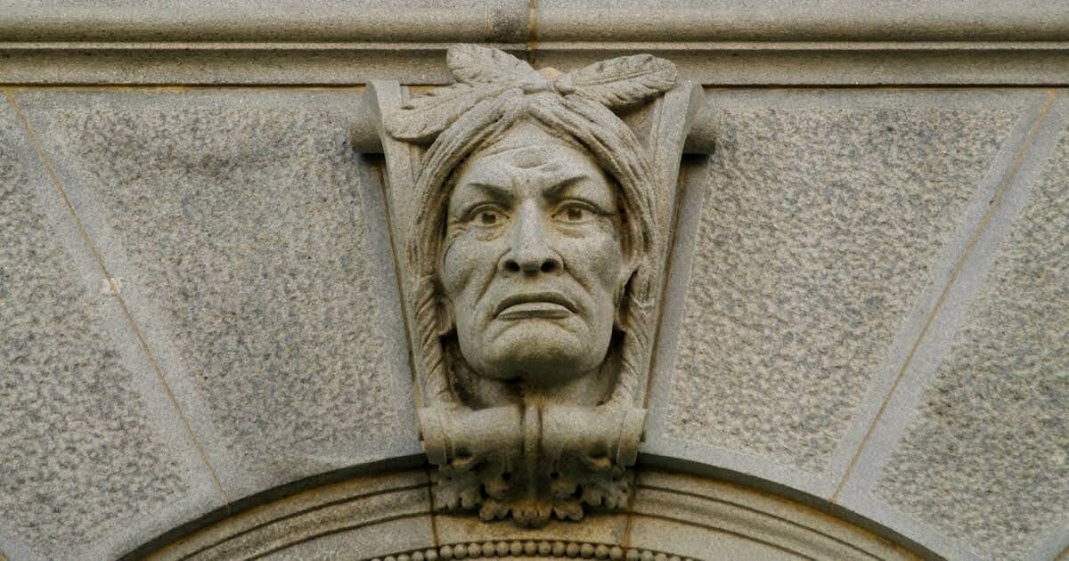 Keystone Motif - Some great examples of this classic design pattern